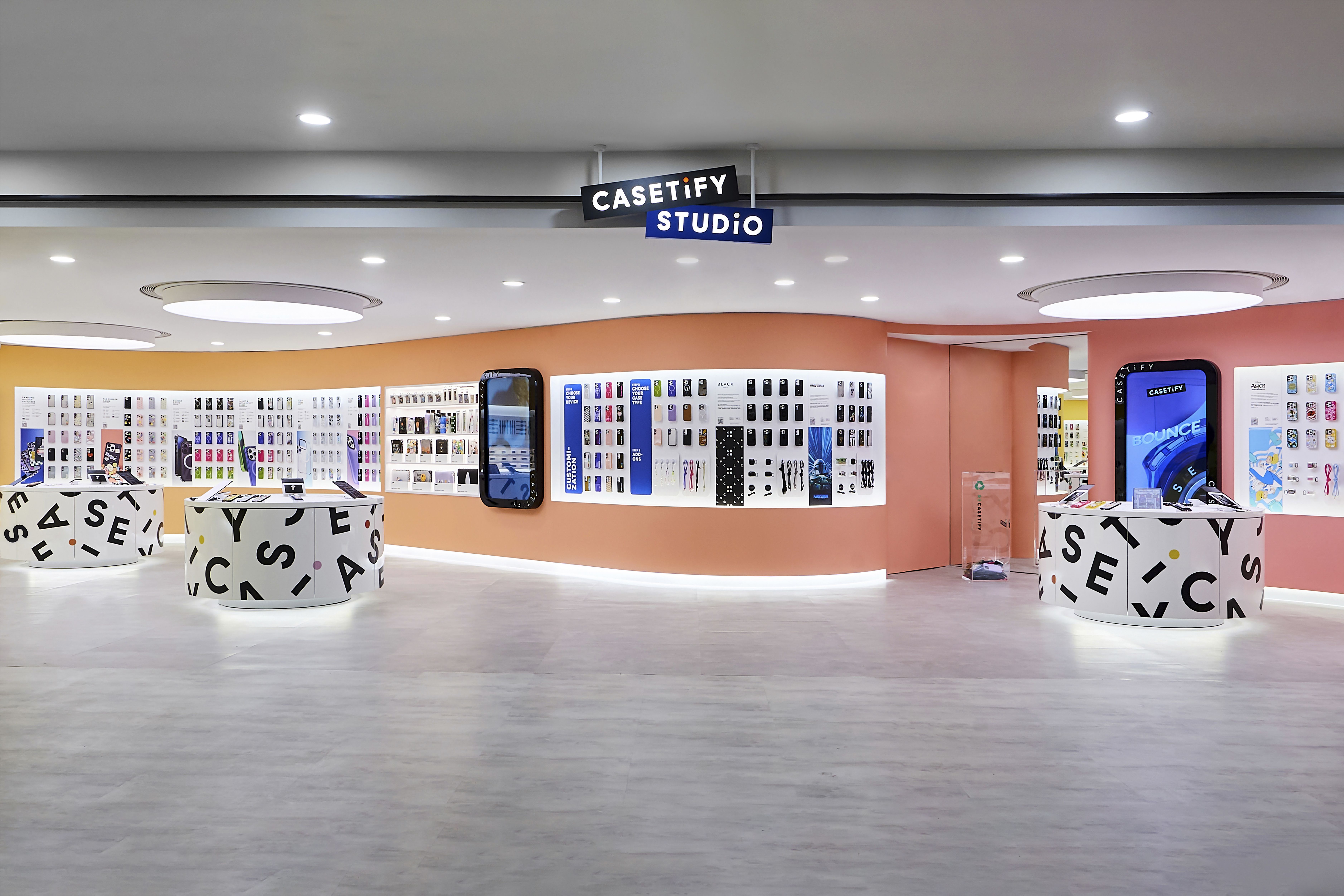 CASETiFY STUDiO Taichung Chungyo Department Store – CASETiFY